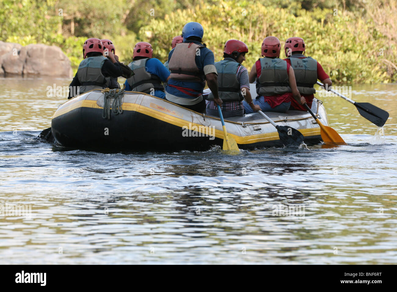 White water rafting team hi-res stock photography and images - Alamy