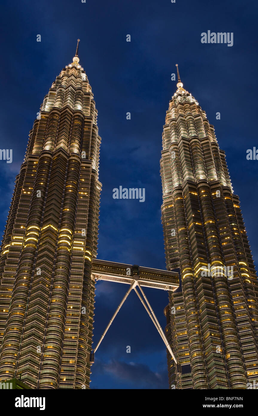Petronas Towers Kuala Lumpur Malaysia Stock Photo - Alamy
