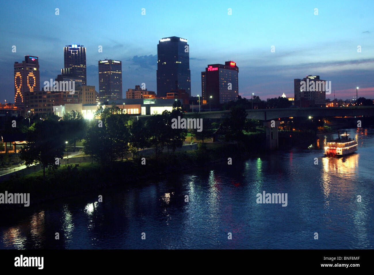 Downtown little rock arkansas skyline hi-res stock photography and ...