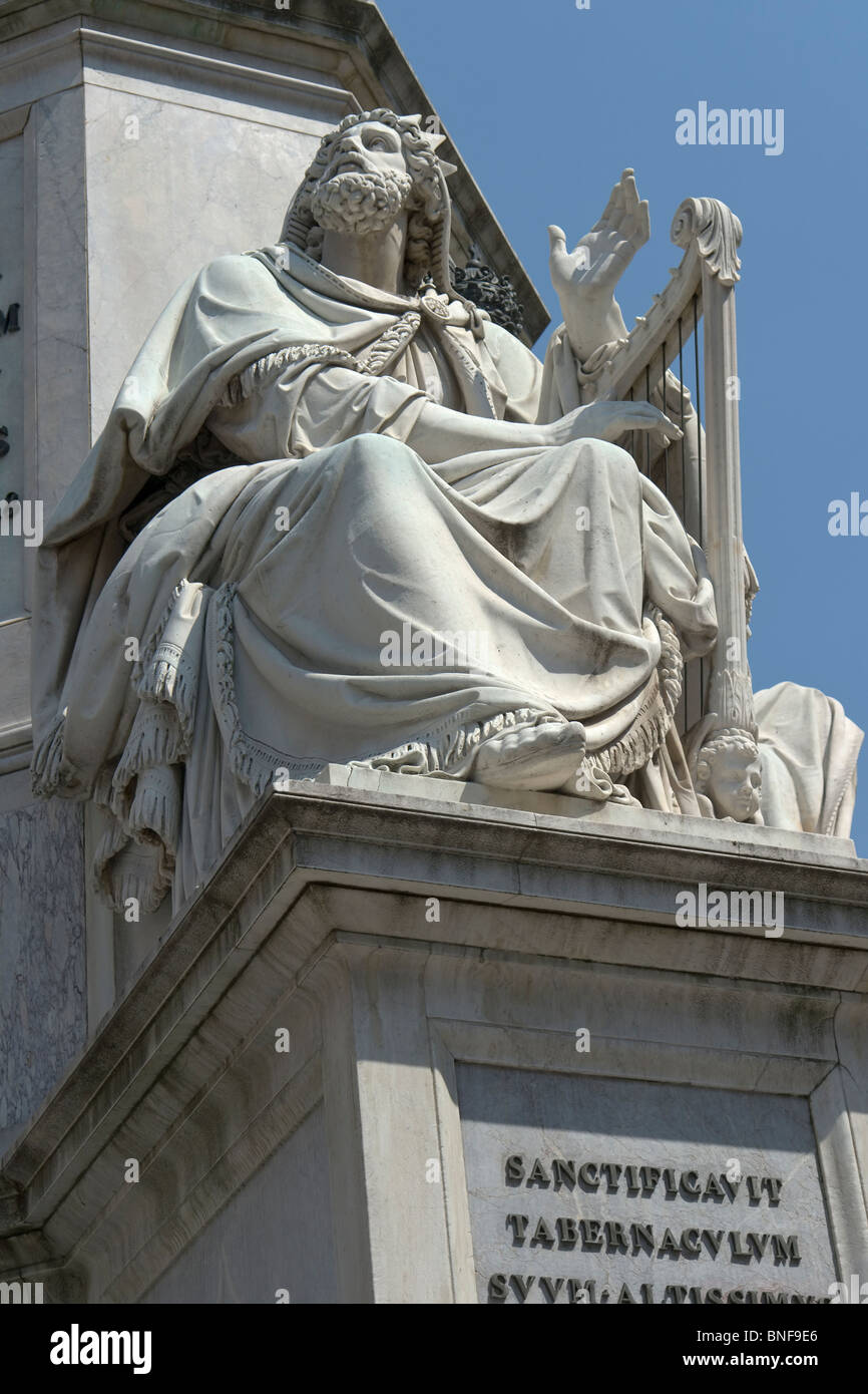 Statue of king david hi-res stock photography and images - Alamy