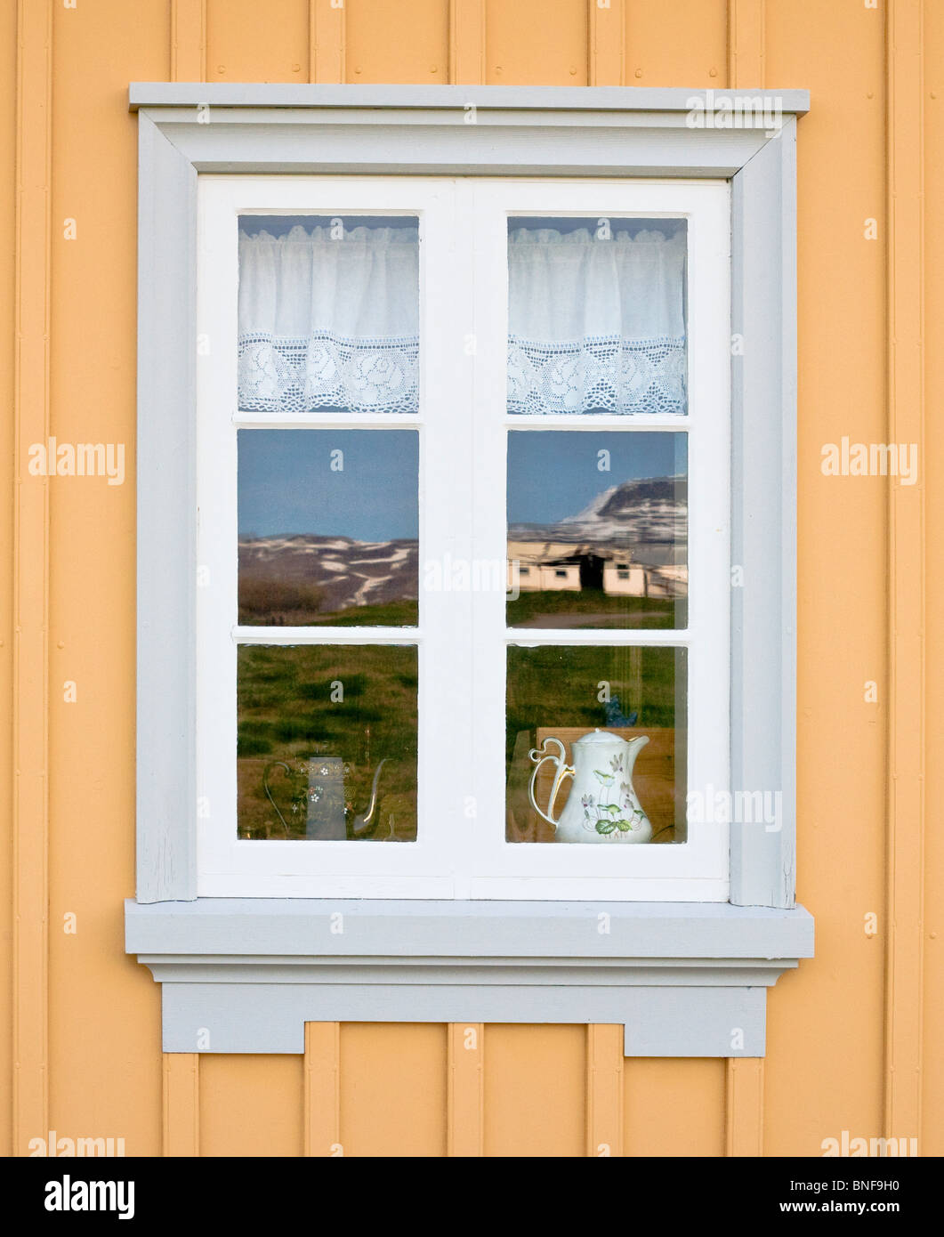 Traditional 19th century house, window detail, Glaumbaer, Iceland Stock ...