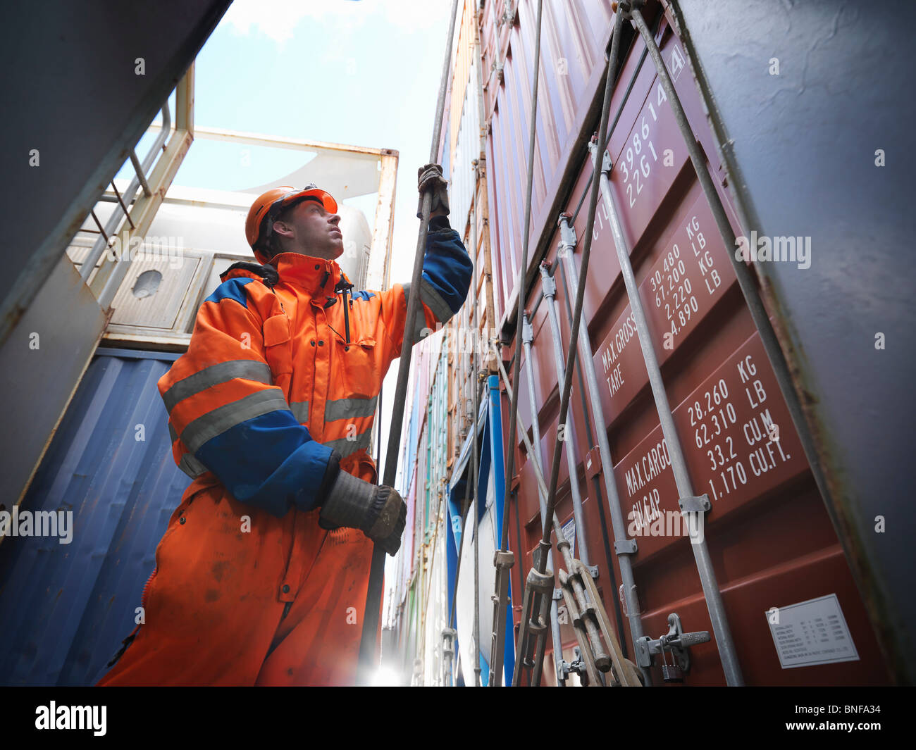 Person pulling rope hi-res stock photography and images - Alamy