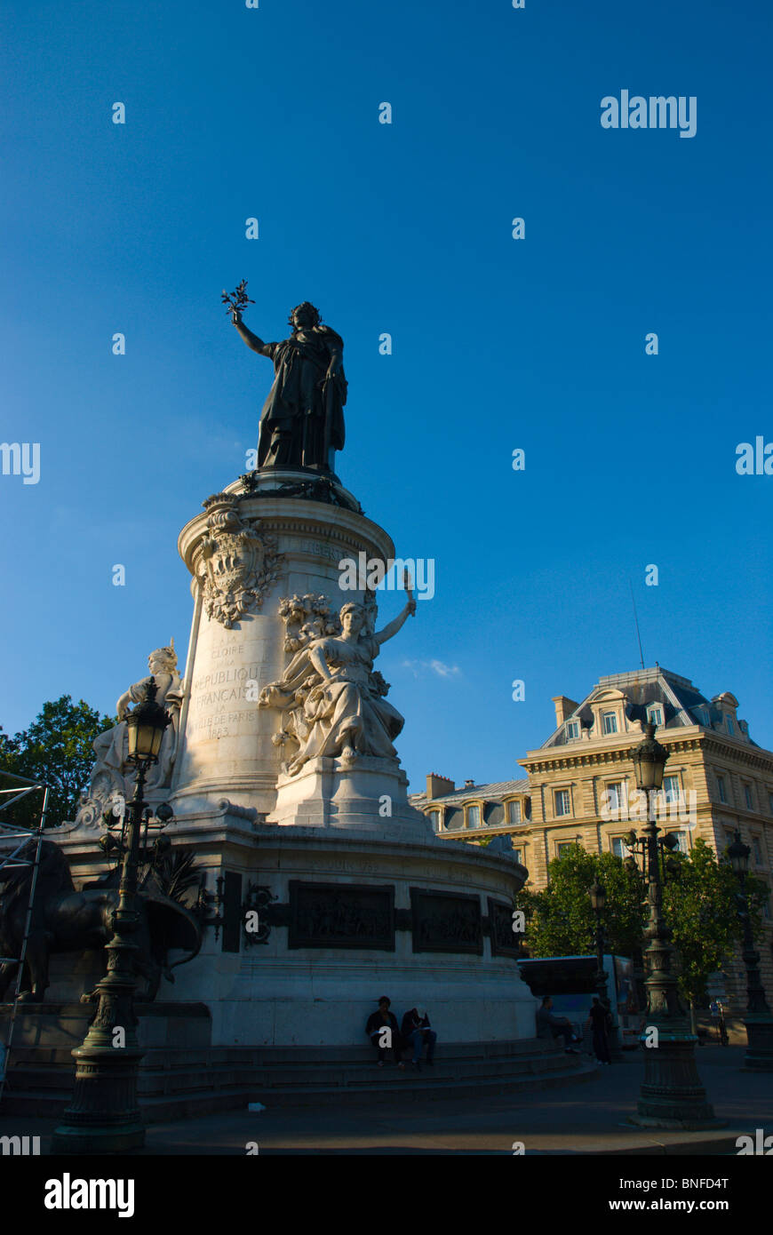 Statue de la republique hi-res stock photography and images - Alamy