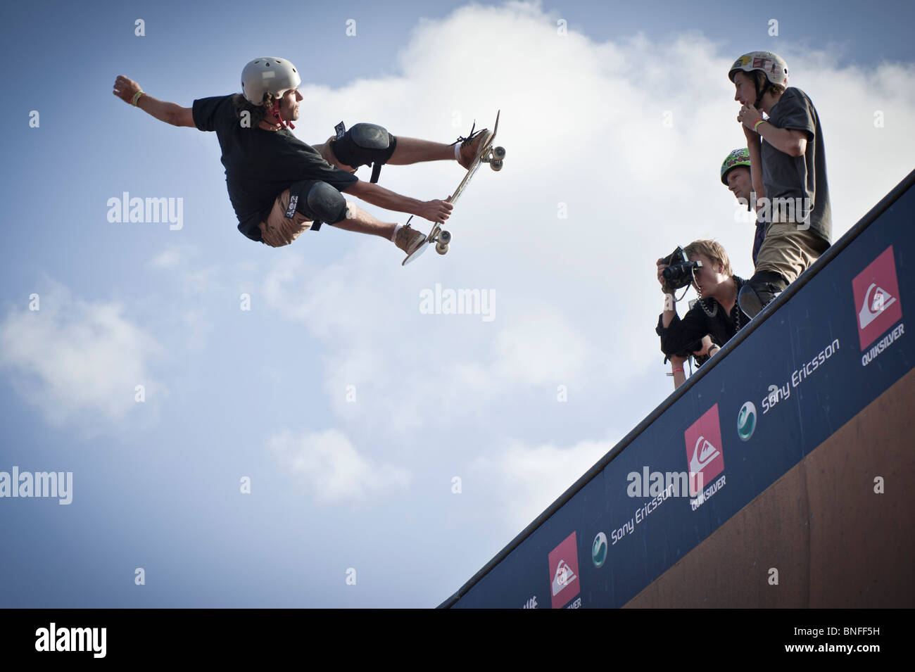 Skateboarding competition hi-res stock photography and images - Alamy
