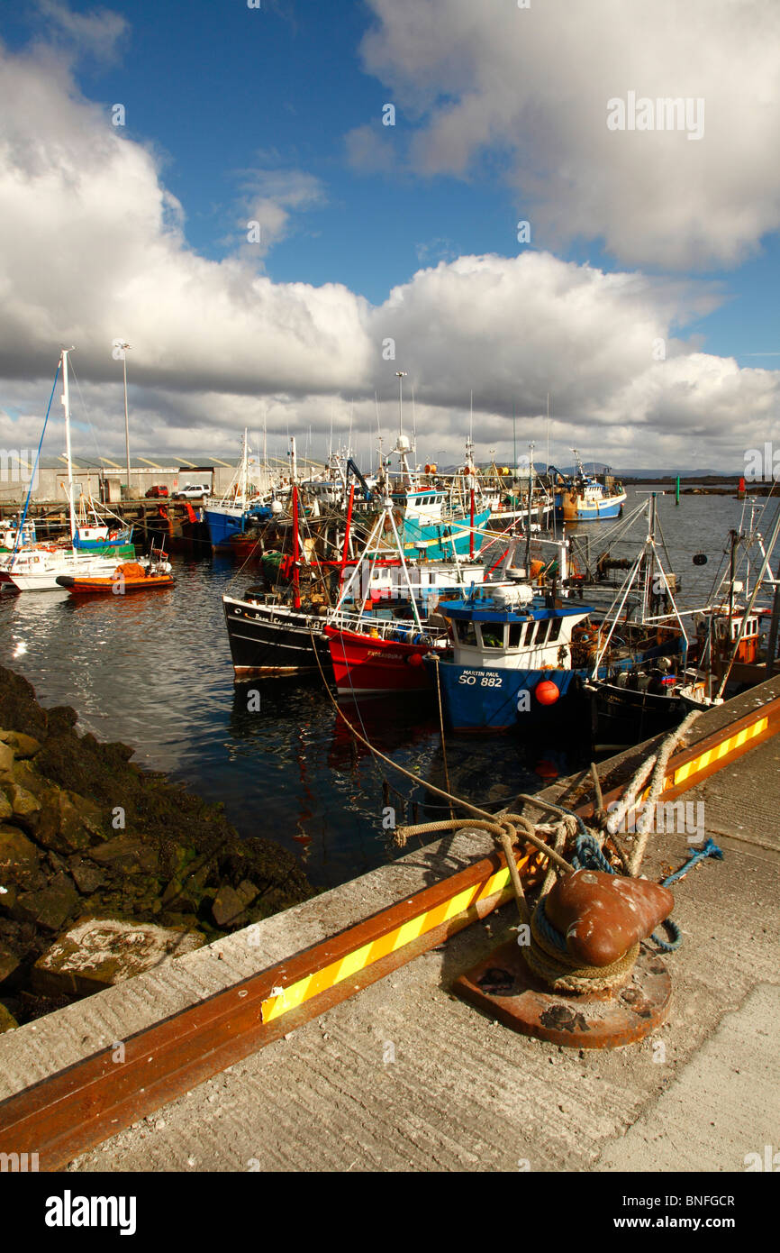 Rossaveal harbour harbour hi-res stock photography and images - Alamy