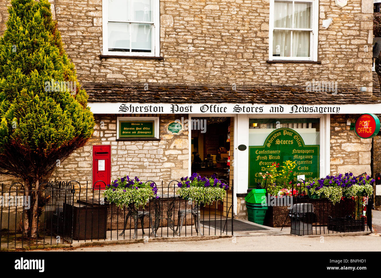Typical English country grocers shop, newsagent and Post Office in the ...