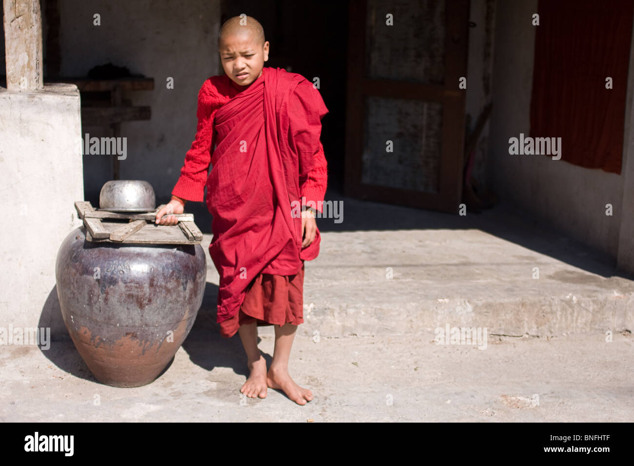 A Buddhist child monk from Hsipaw, Shan State, Burma Stock Photo - Alamy