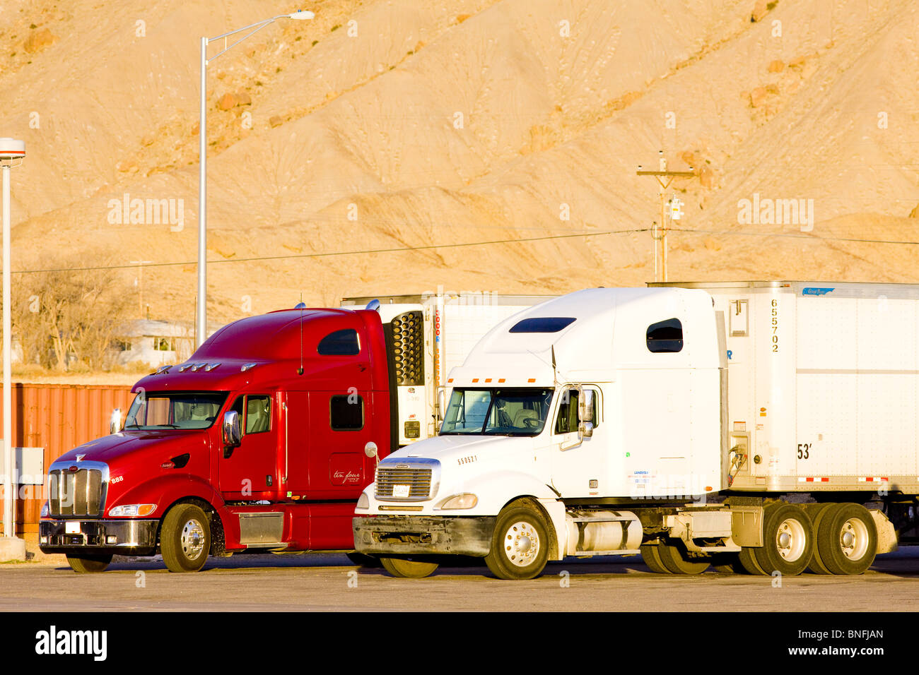Camions camions hi-res stock photography and images - Alamy