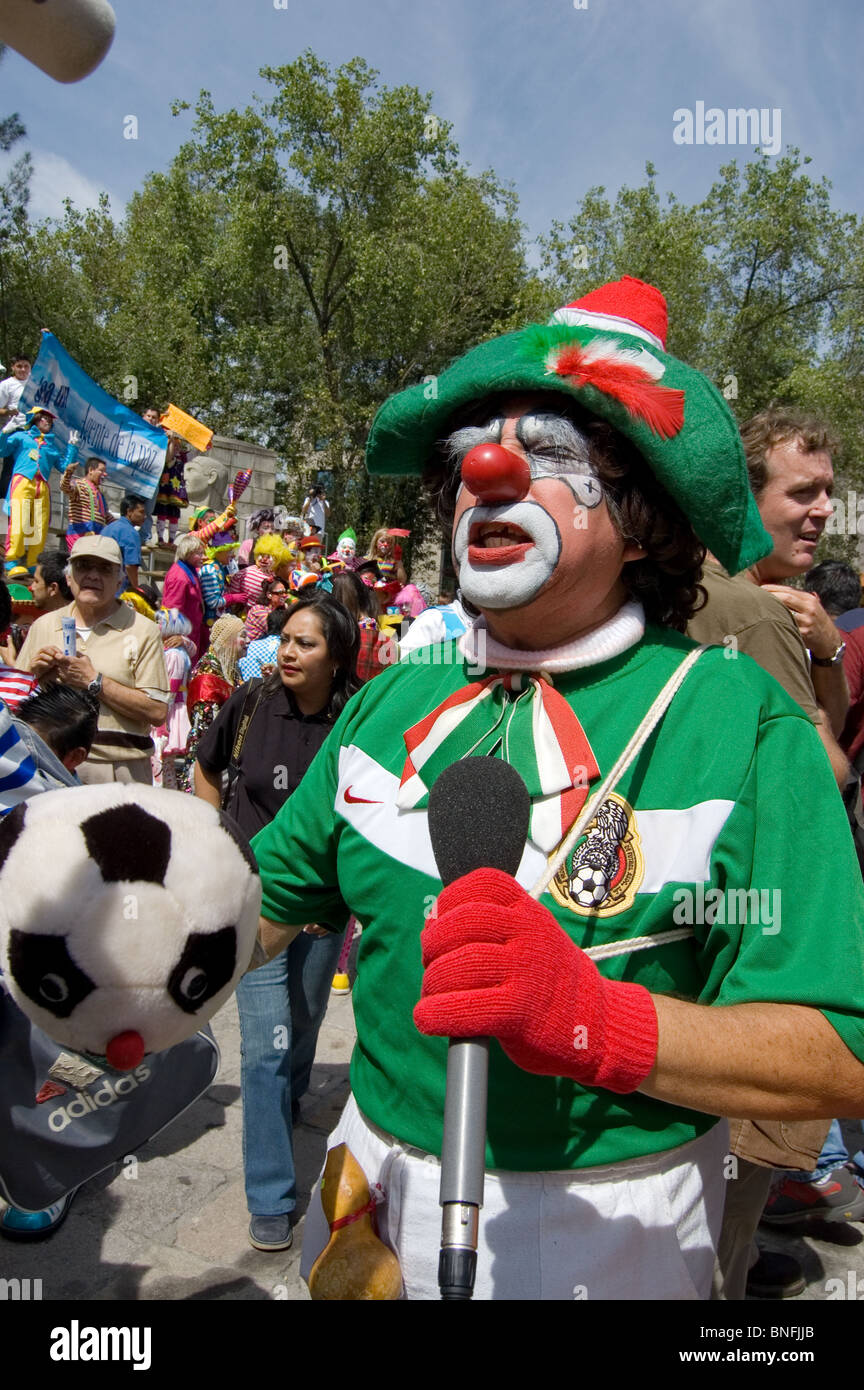Clown parade in mexico city hi-res stock photography and images - Alamy
