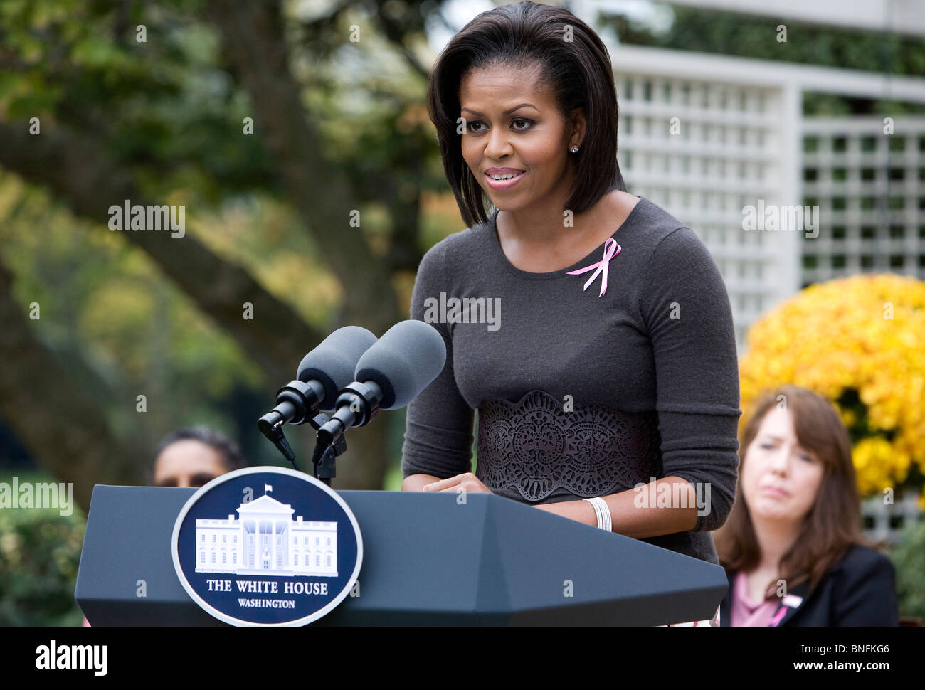 Michelle obama garden hi-res stock photography and images - Alamy