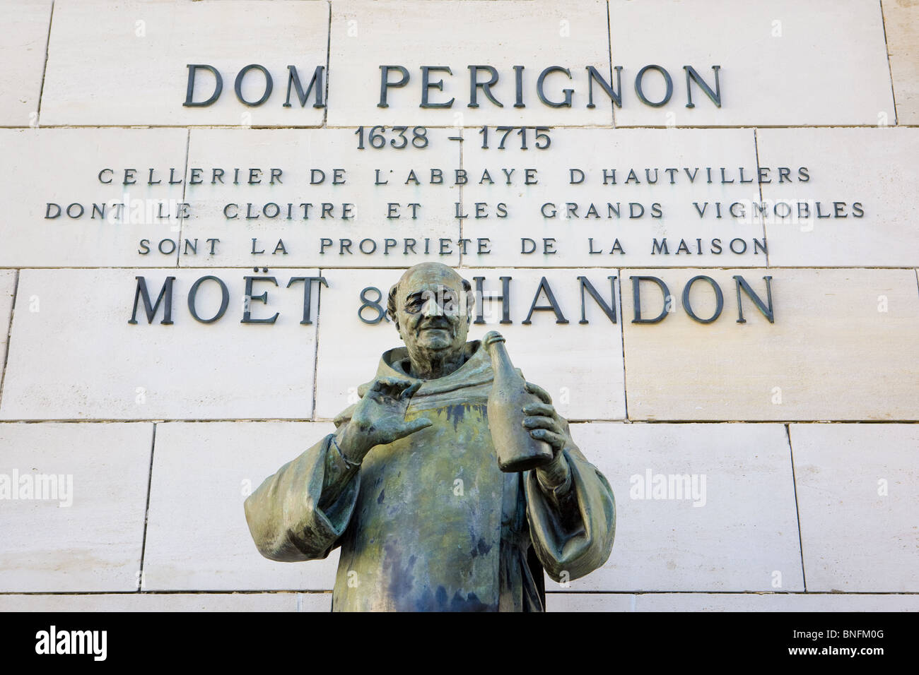 Dom Perignon statue, Épernay, Champagne Region, France Stock Photo - Alamy