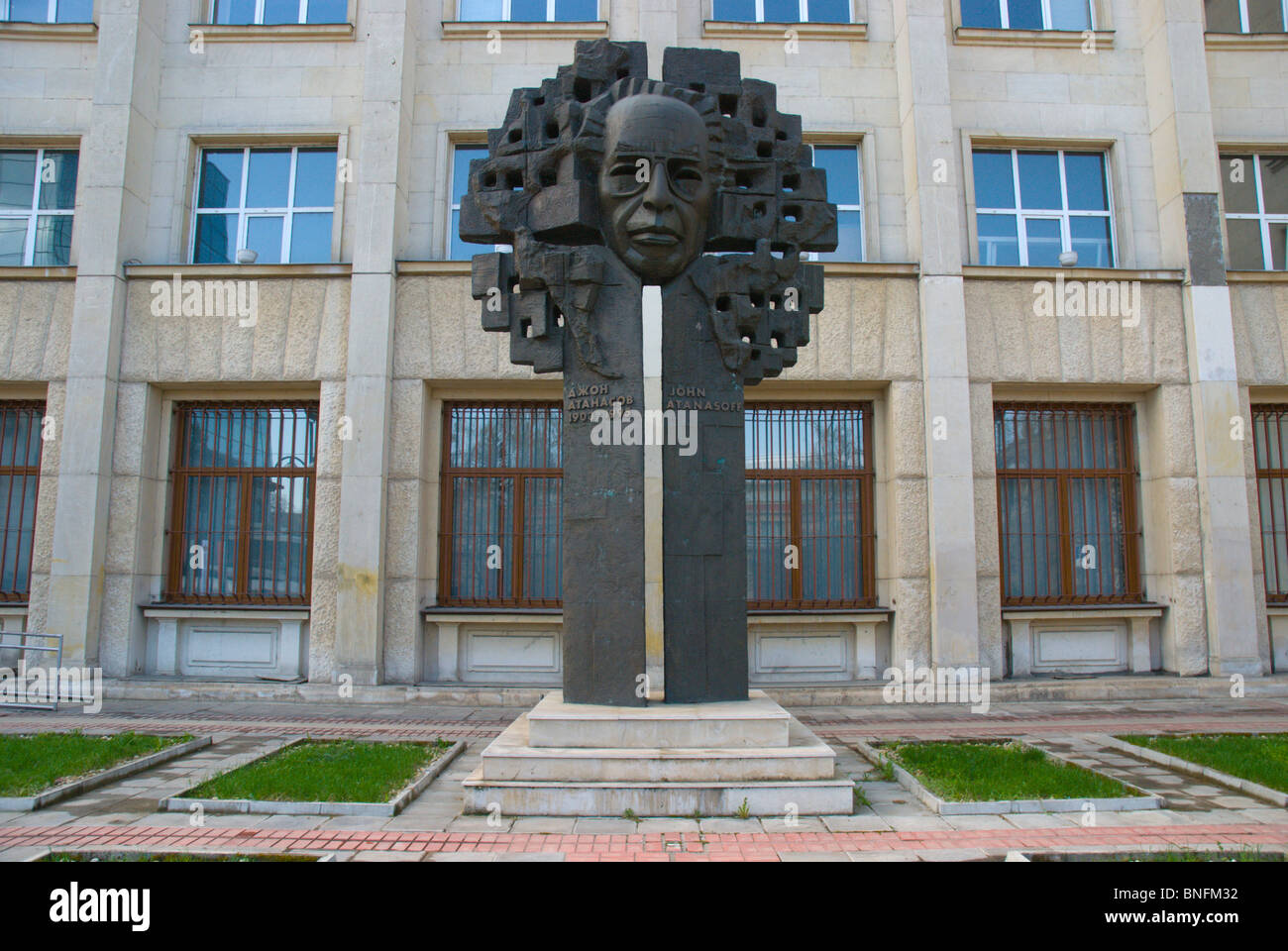 John atanasoff statue general gurko hi-res stock photography and images ...