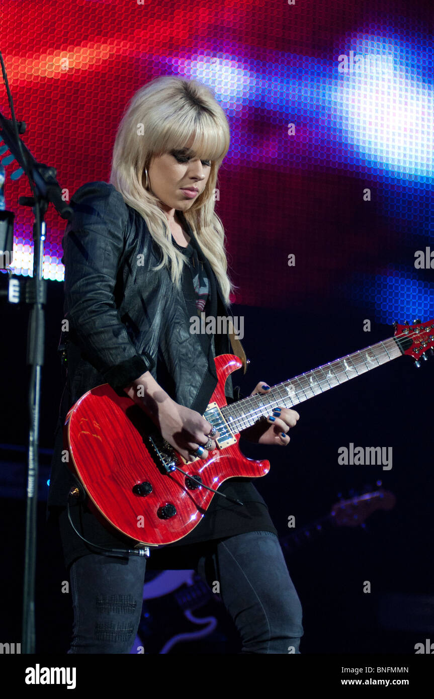 Orianthi hi-res stock photography and images - Alamy