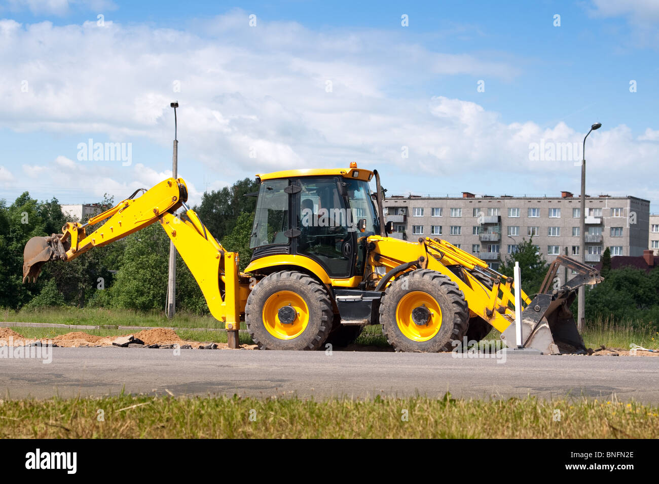 Vehicle working at the roadside hi-res stock photography and images - Alamy