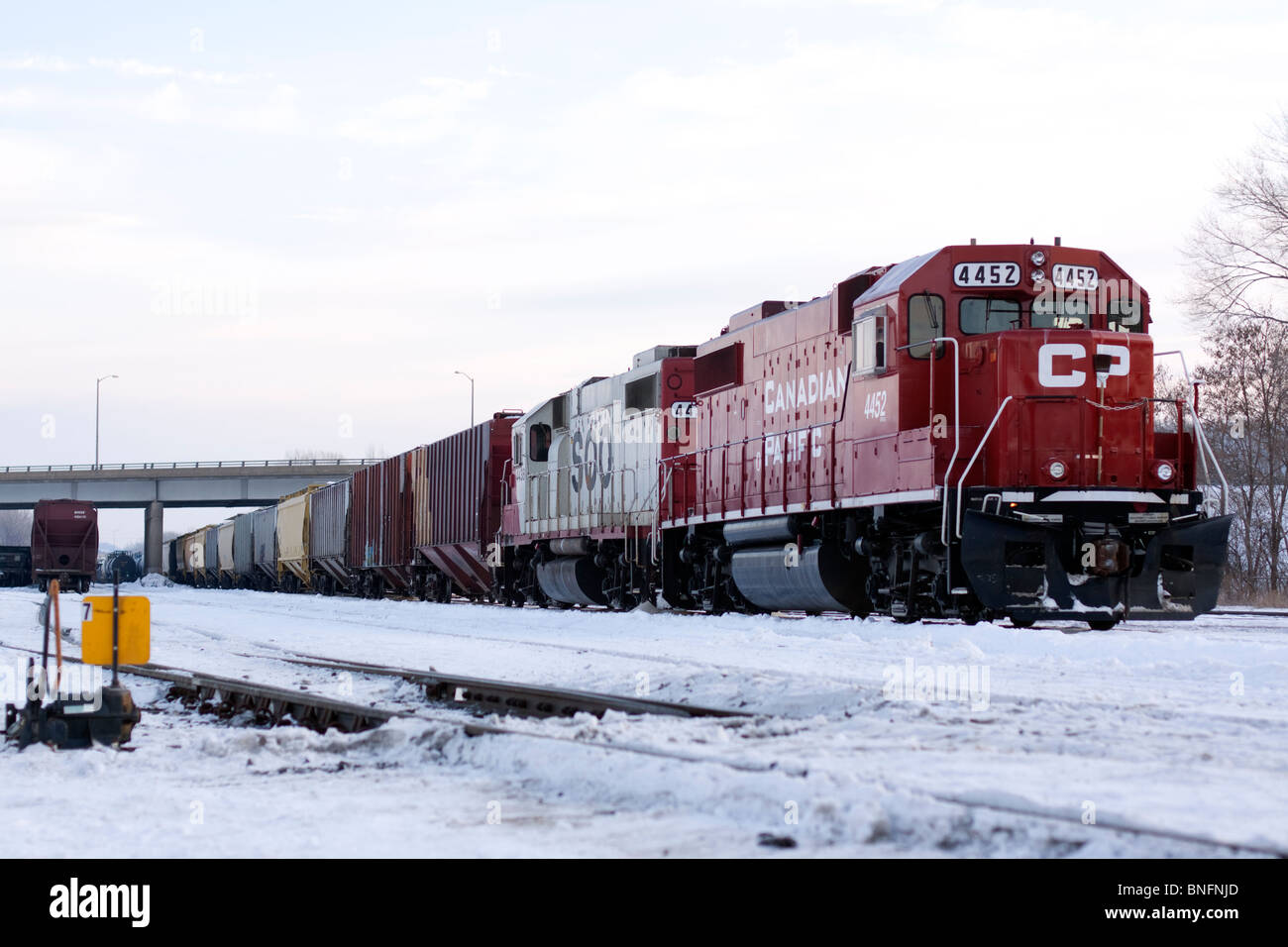 Canadian pacific freight train hi-res stock photography and images - Alamy