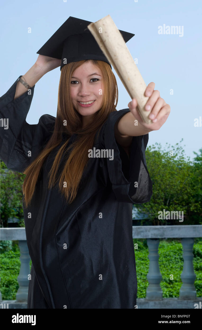 Pretty chinese high school girl hi-res stock photography and images - Alamy