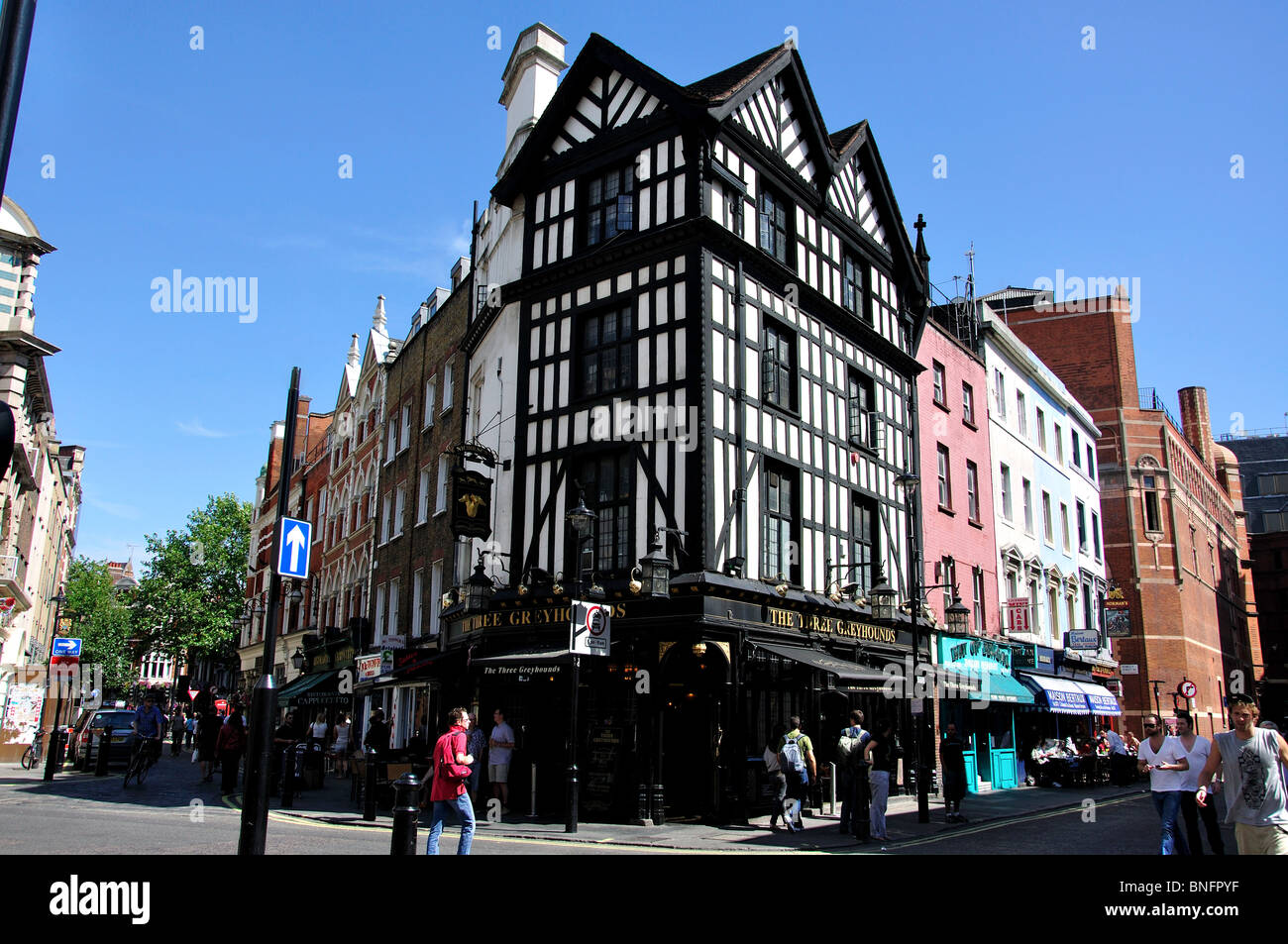 Old compton street london soho hi-res stock photography and images - Alamy