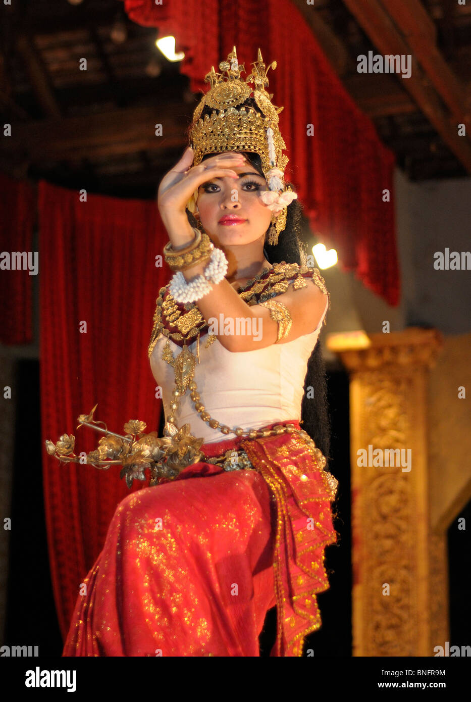 Beautiful female Apsara dancer performing classical Khmer dance ...