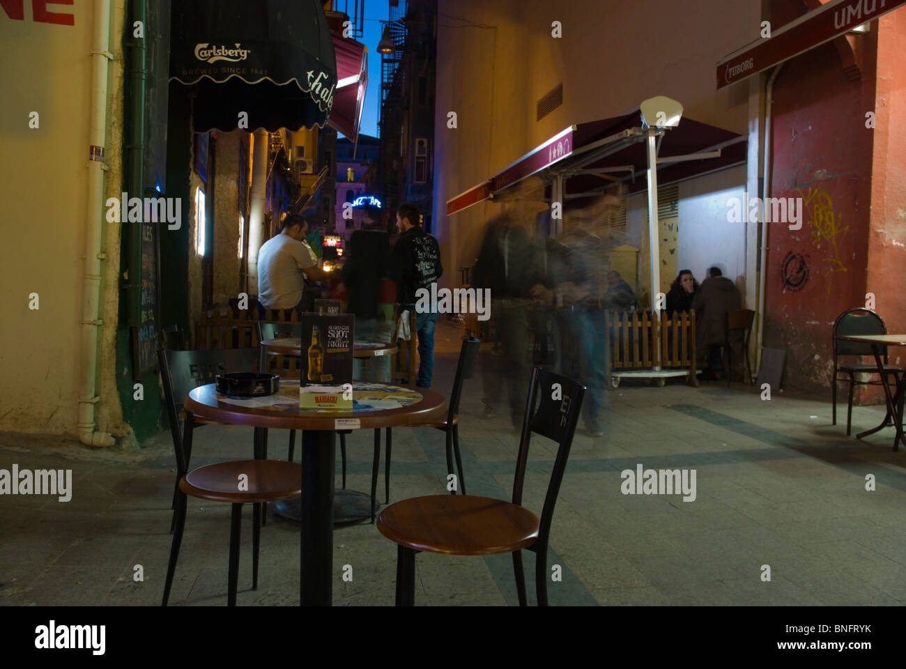 Pub istanbul turkey hi-res stock photography and images - Alamy