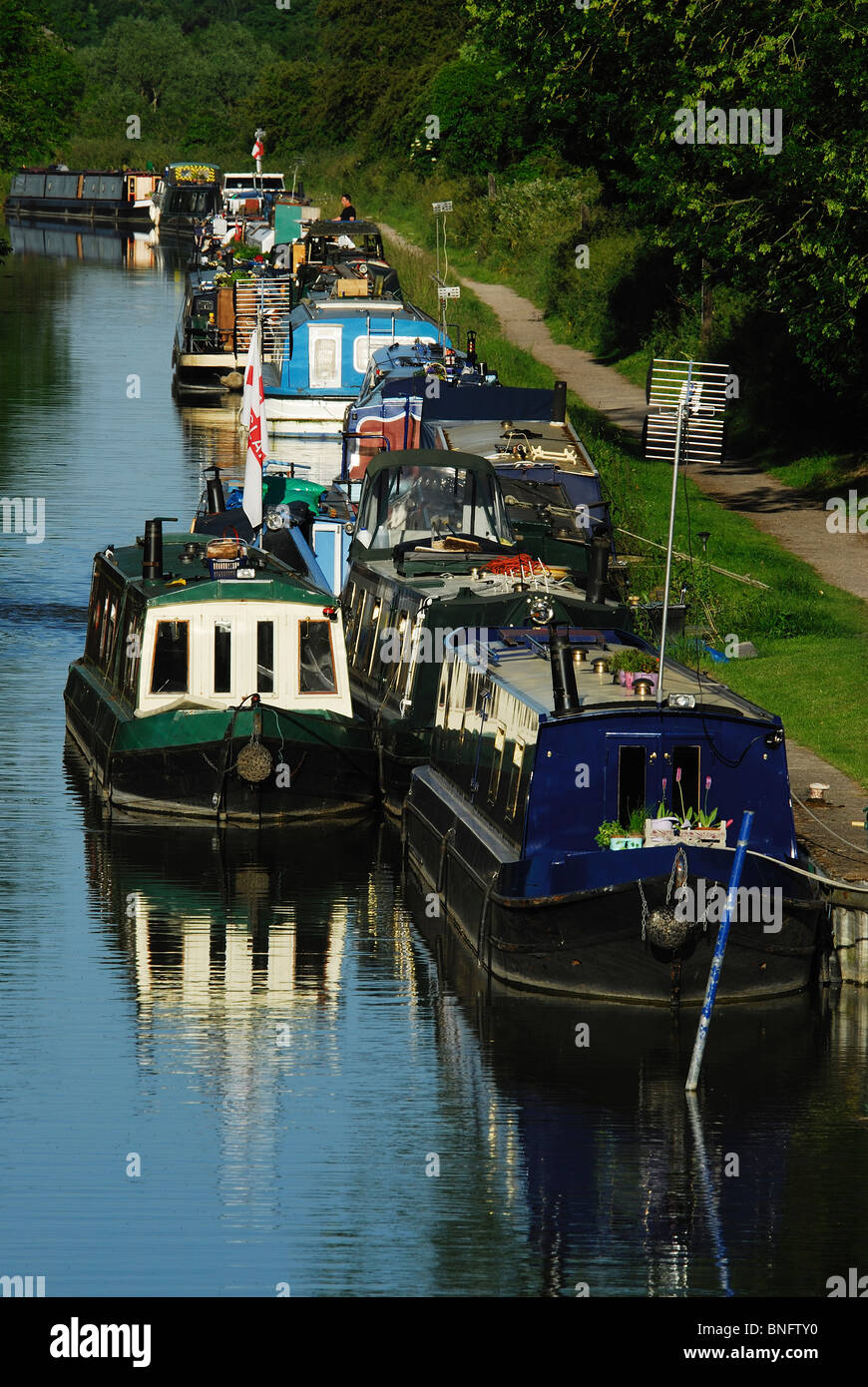 Narrow boats on Kennet and Avon canal at Pewsey Wharf, Wiltshire, UK ...
