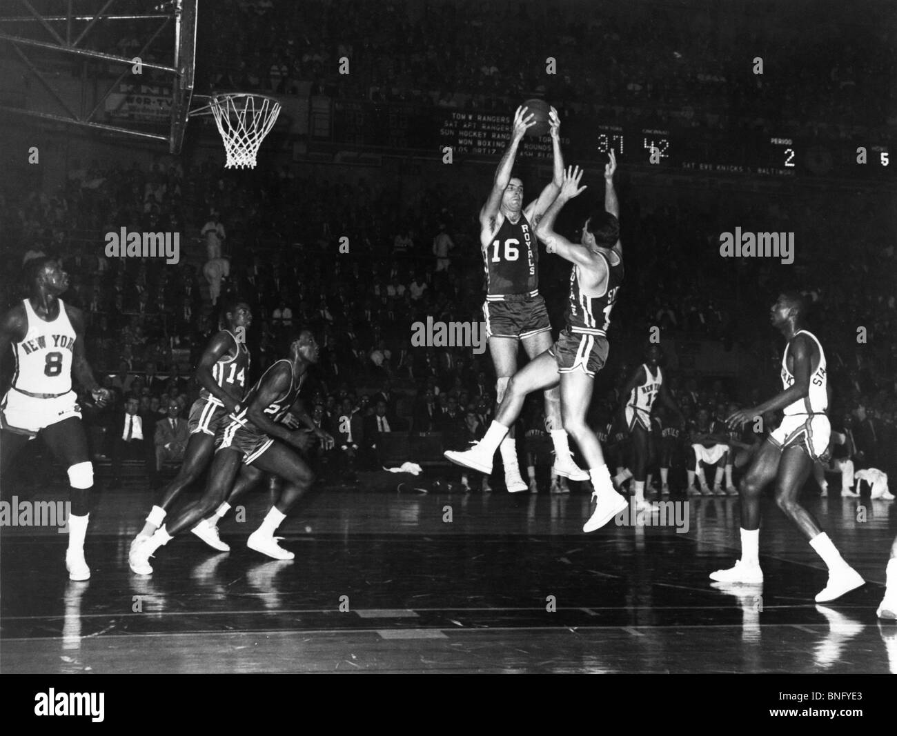 Jerry Lucas (#16 Stock Photo - Alamy
