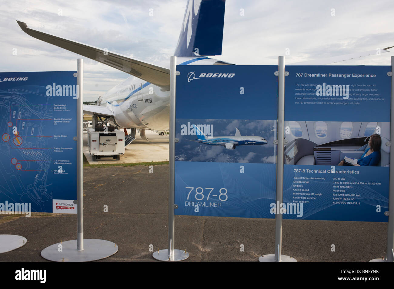 Boeing ad presentation 787 dreamliner hi-res stock photography and ...