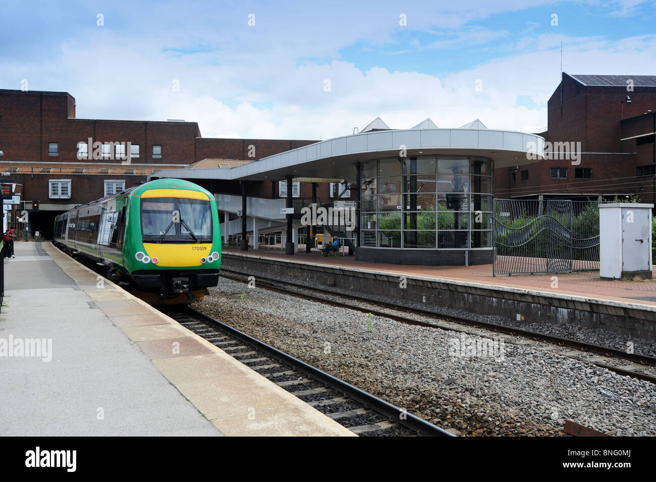 Train station midland railway london station hi-res stock photography ...