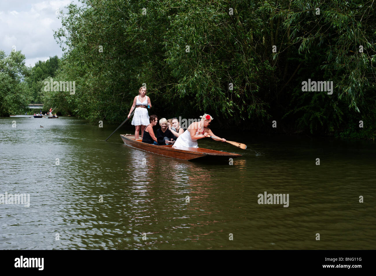 Group punting hi-res stock photography and images - Alamy