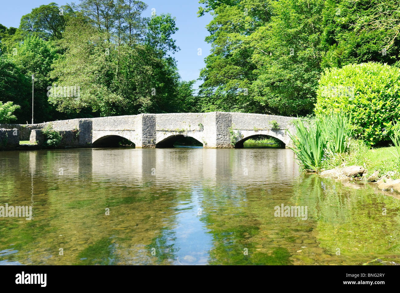 Sheepwash Bridge over River Wye Ashford-in-the-Water Derbyshire England ...