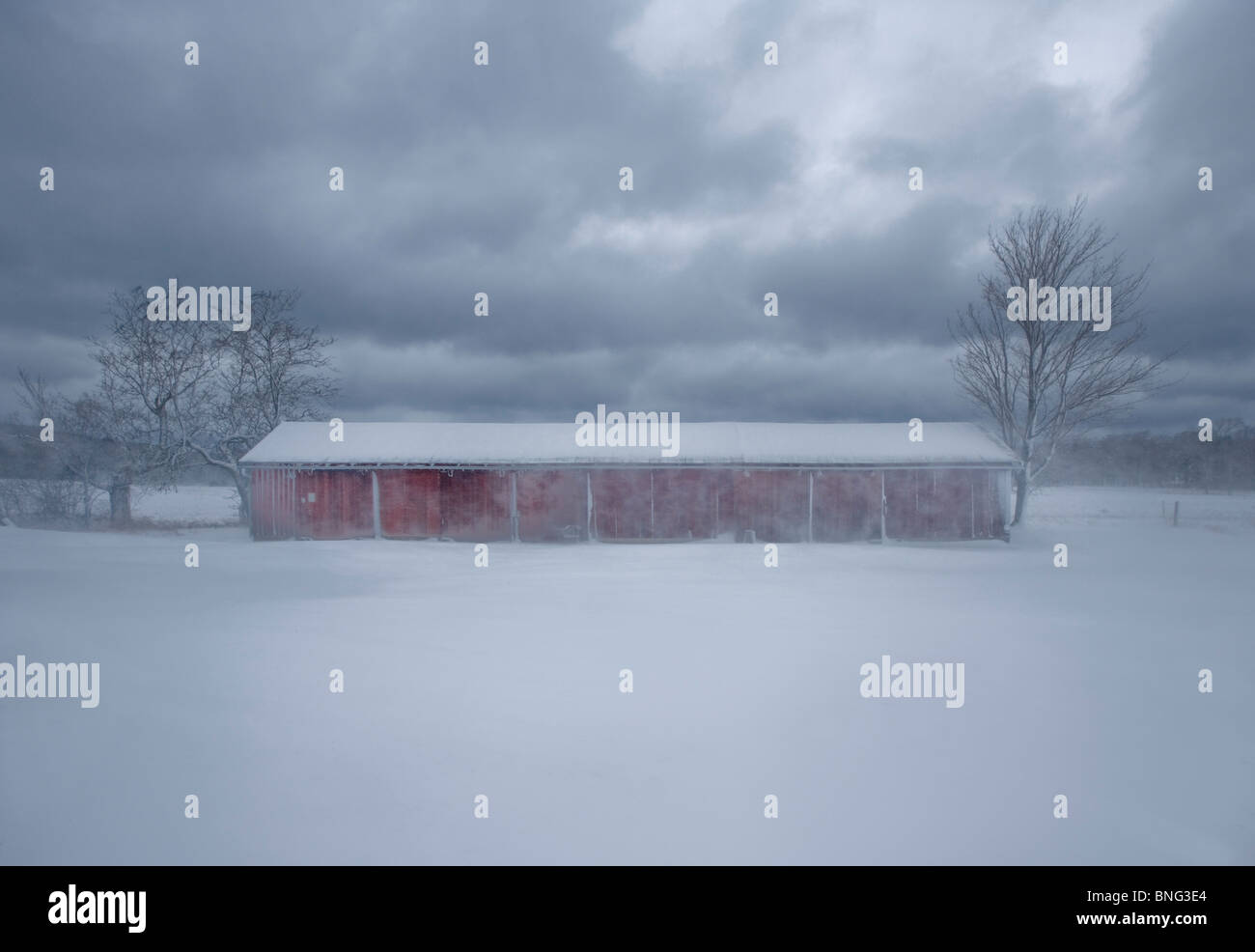 Michigan barn in the snow hi-res stock photography and images - Alamy