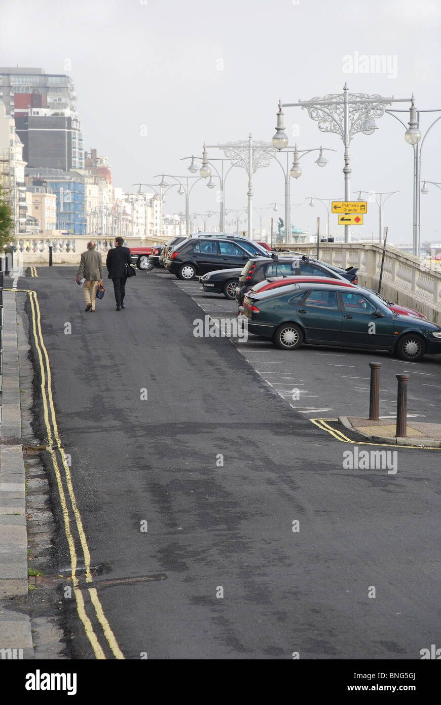 Lunch time in Brighton Stock Photo - Alamy