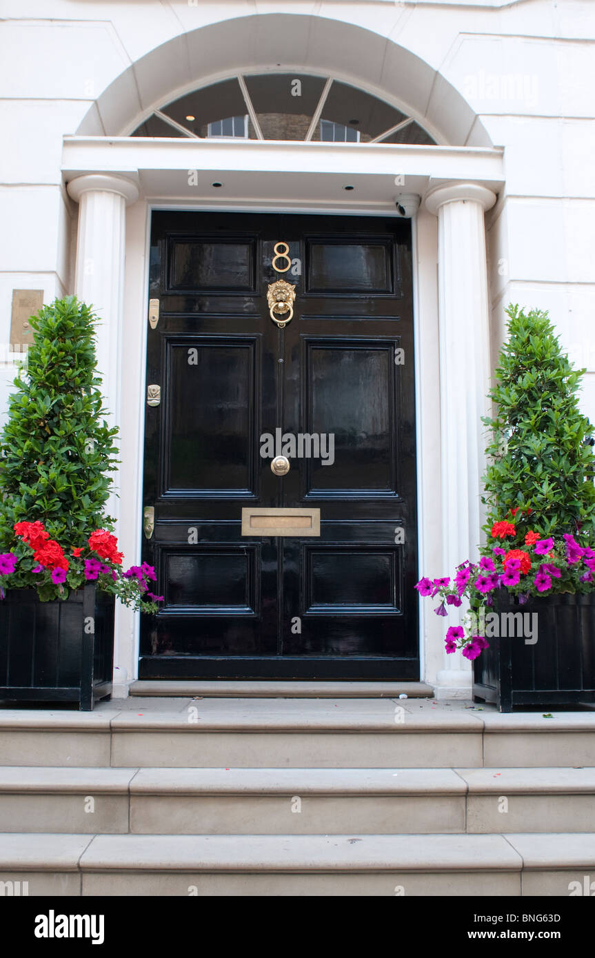 House entrance, Chester Street, London, SW1, UK Stock Photo - Alamy