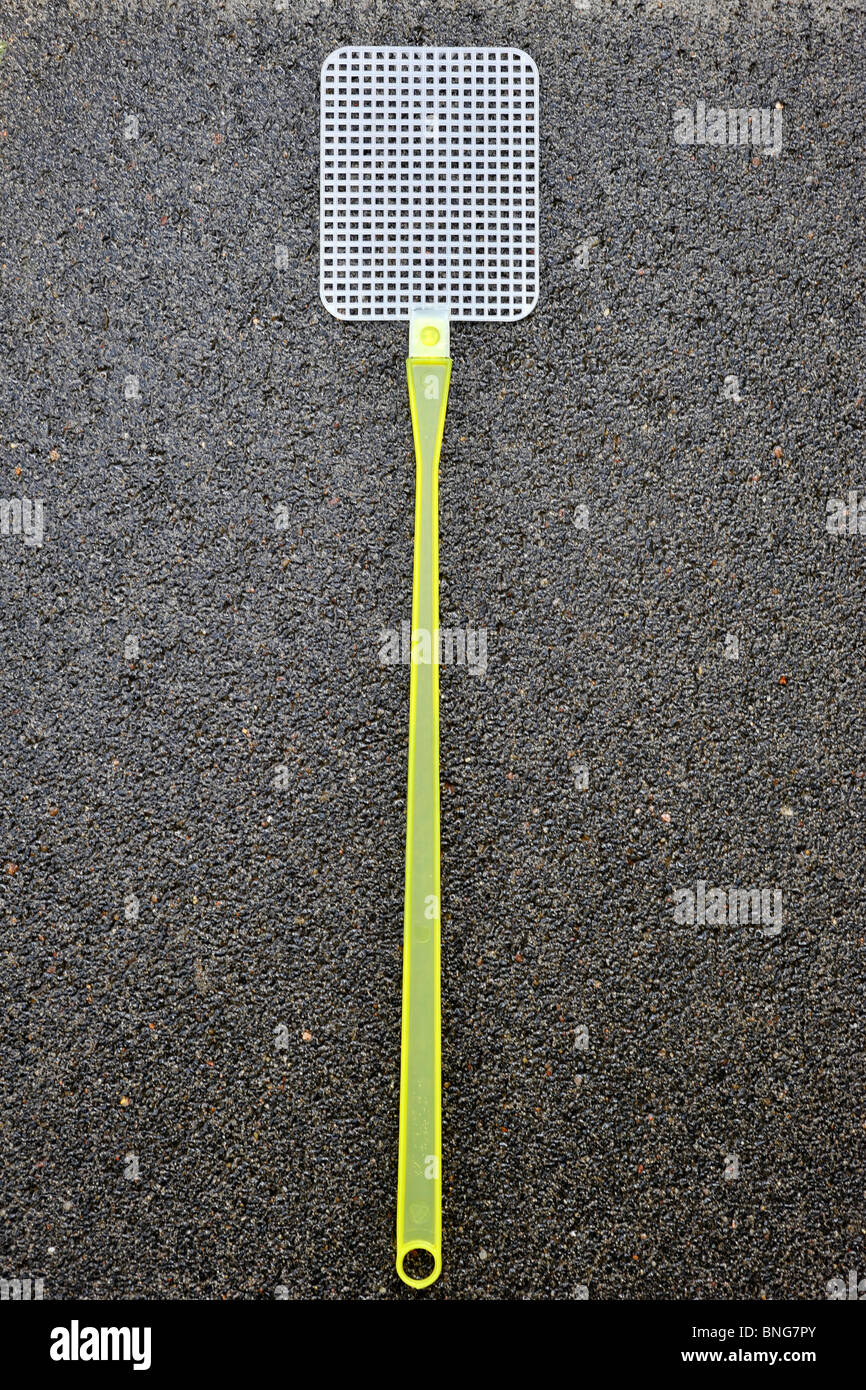 Flyswatter hi-res stock photography and images - Alamy