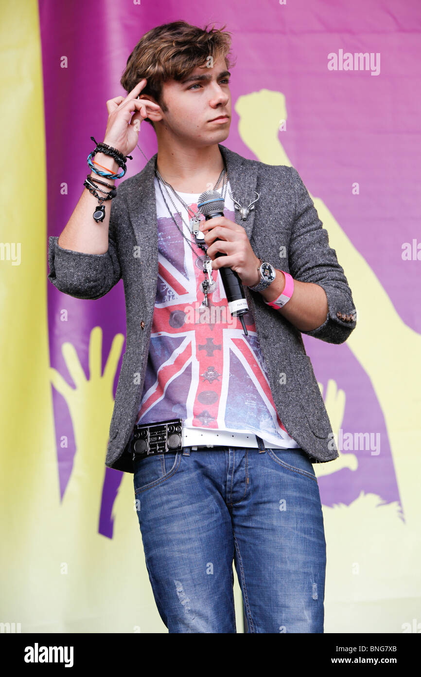 Nathan James Sykes performing with The Wanted at The Midlands Music ...