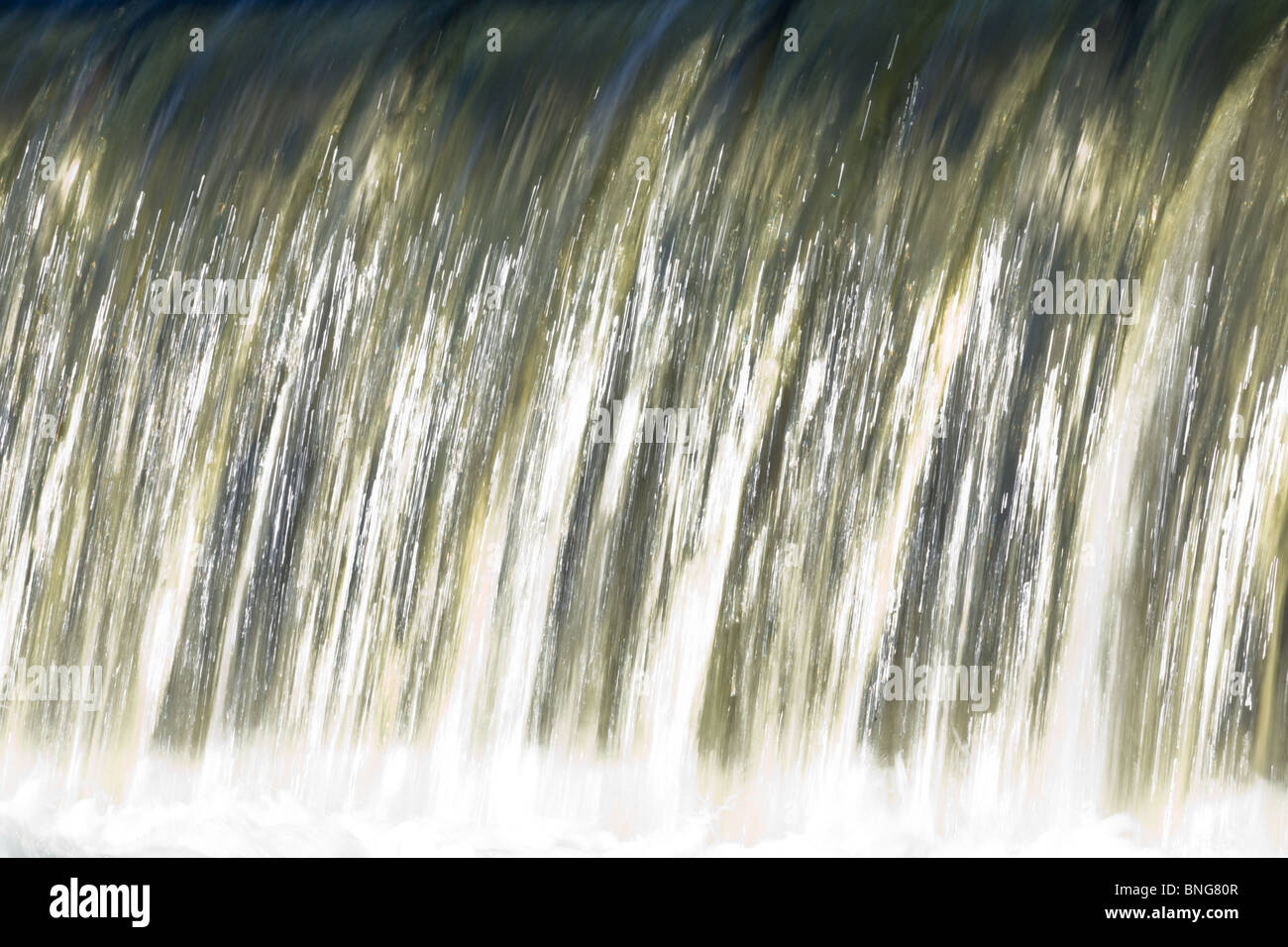 Falling water, close up, horizontally Stock Photo - Alamy