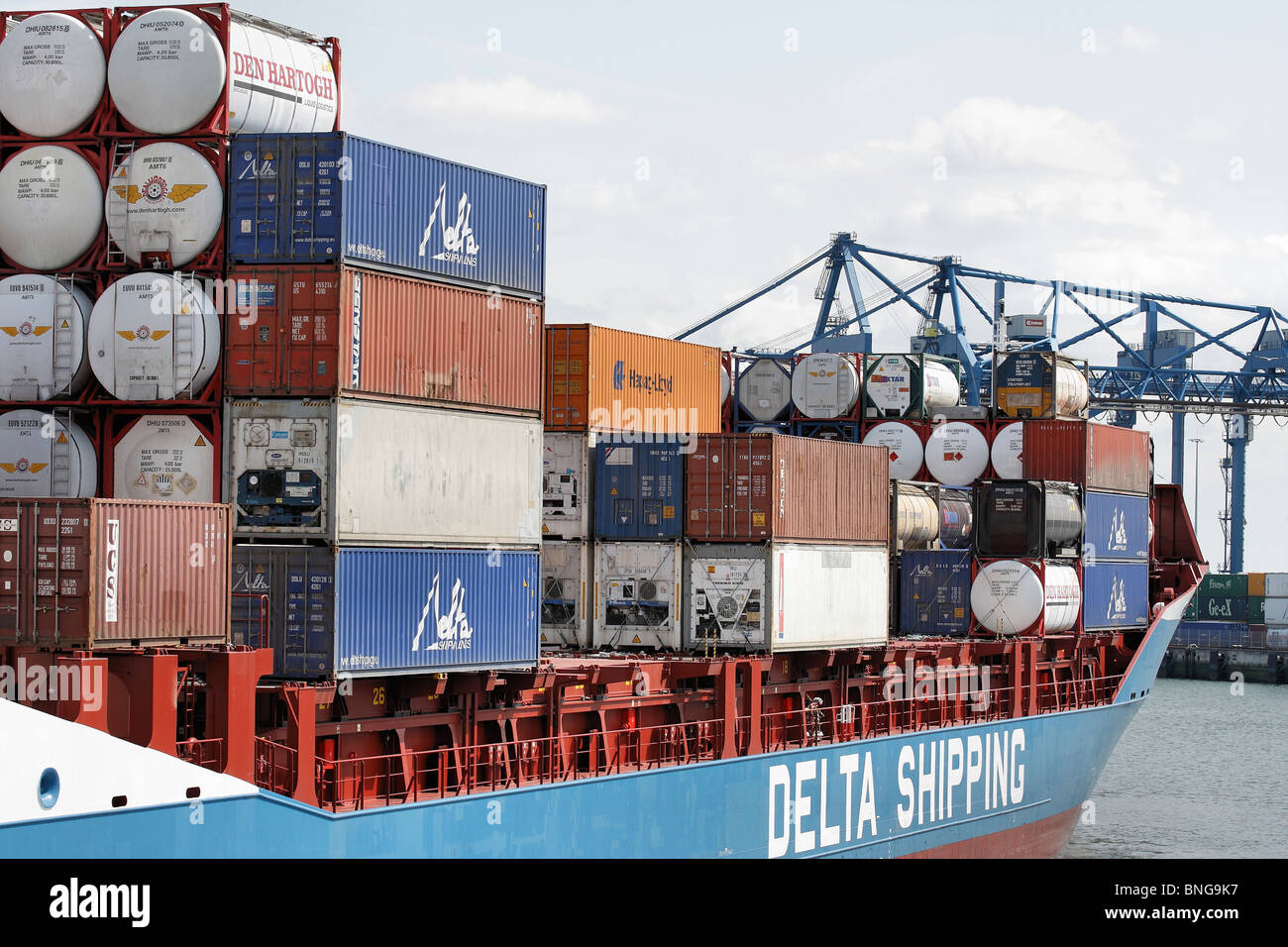 Container ship in Rotterdam harbor Stock Photo - Alamy