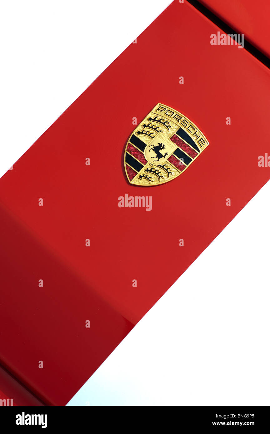 Porsche car badge Stock Photo - Alamy