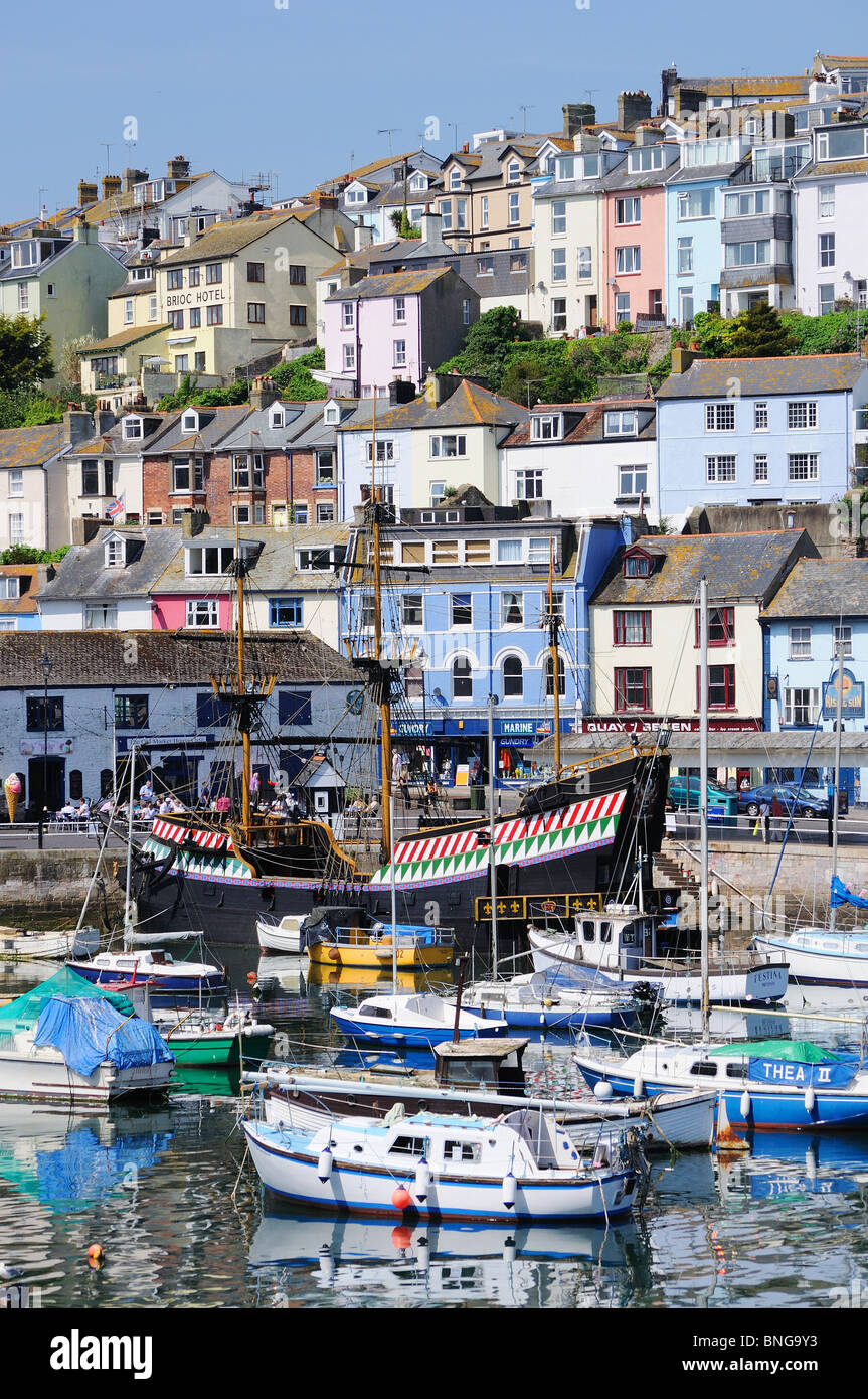 Packed boat hi-res stock photography and images - Alamy