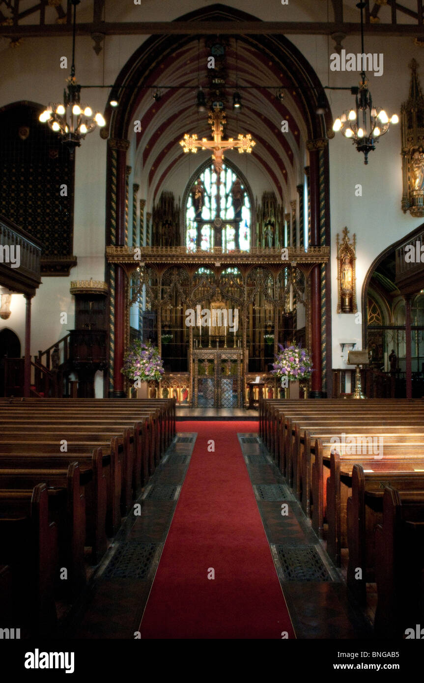 Interior of St Paul's Church, Knightsbridge, Wilton Crescent, London ...