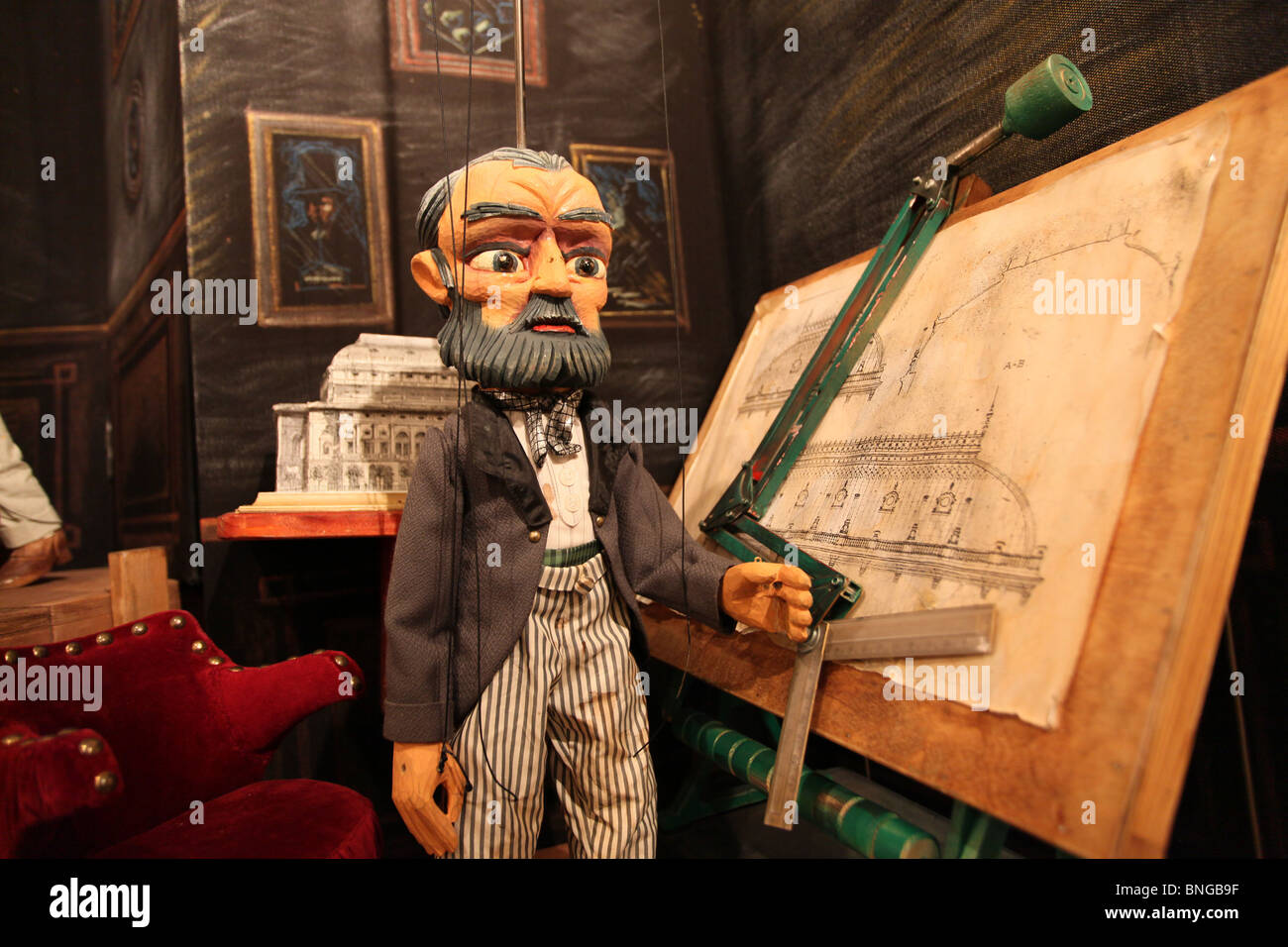 Classic puppets show hi-res stock photography and images - Alamy