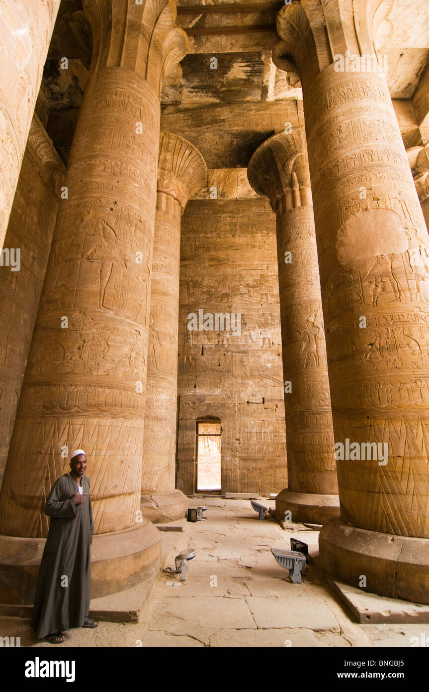 giant columns in the Horus Temple in Upper Egypt Stock Photo - Alamy