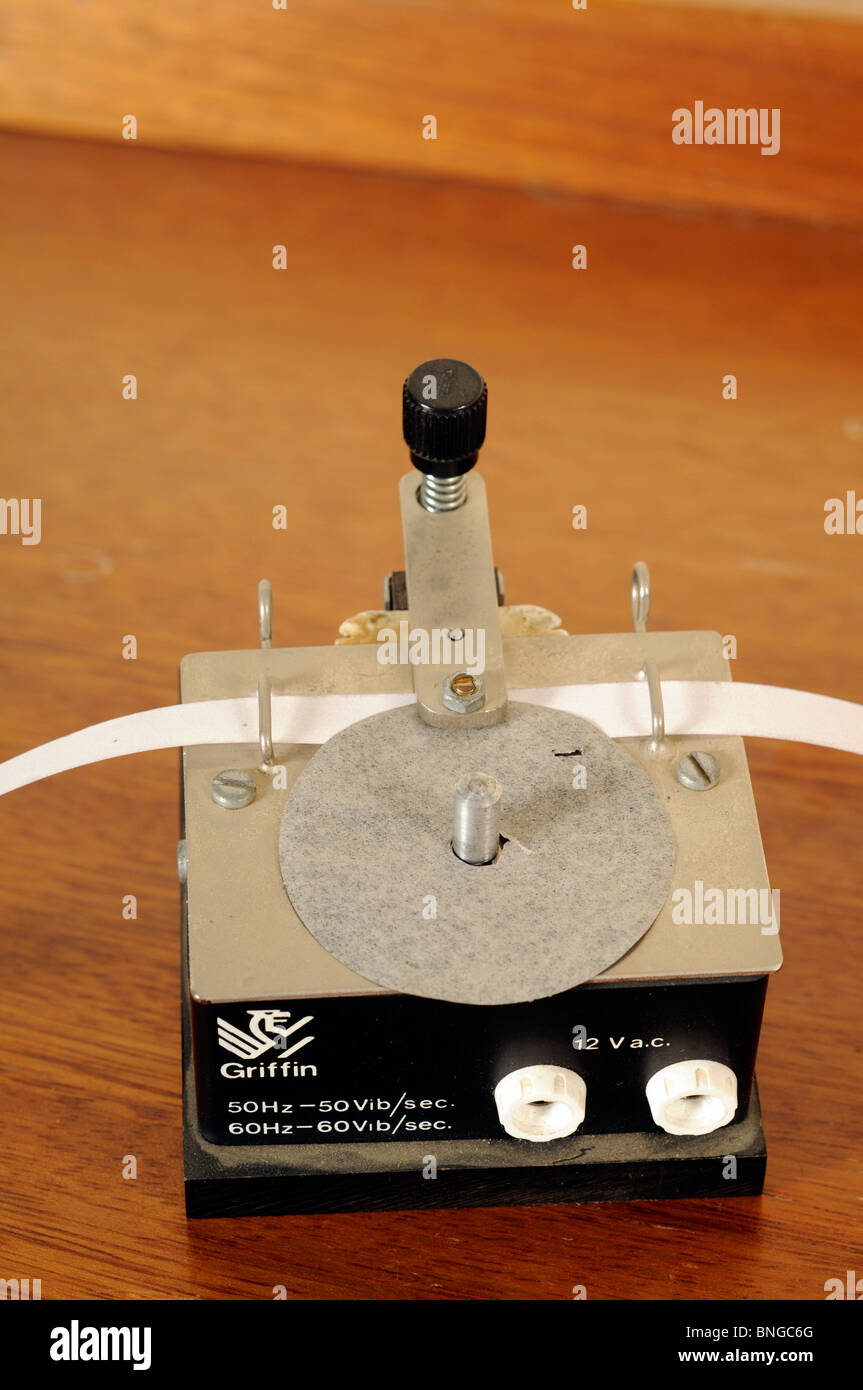 Ticker tape timer hi-res stock photography and images - Alamy