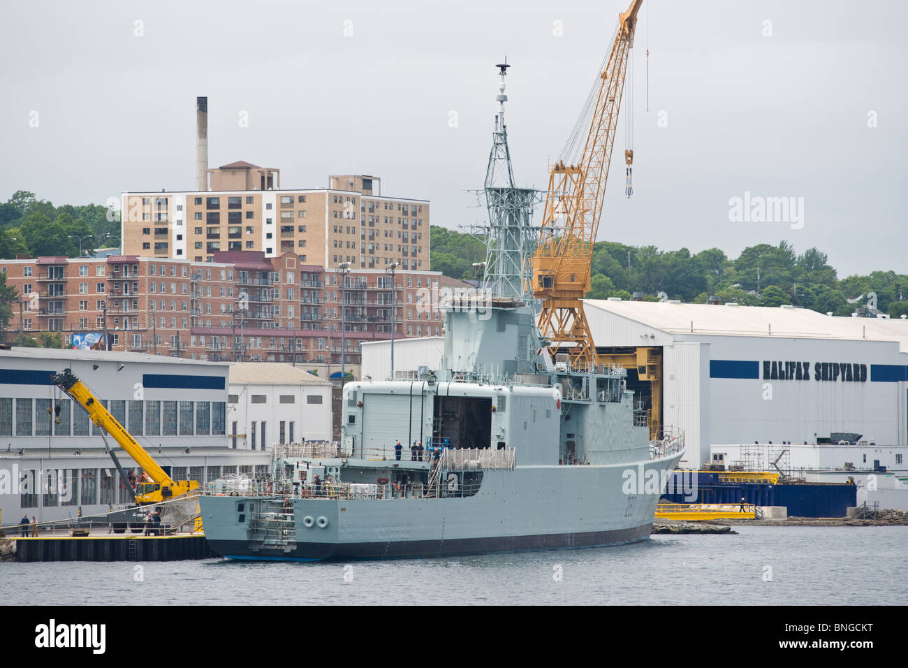 Hmcs iroquois hi-res stock photography and images - Alamy