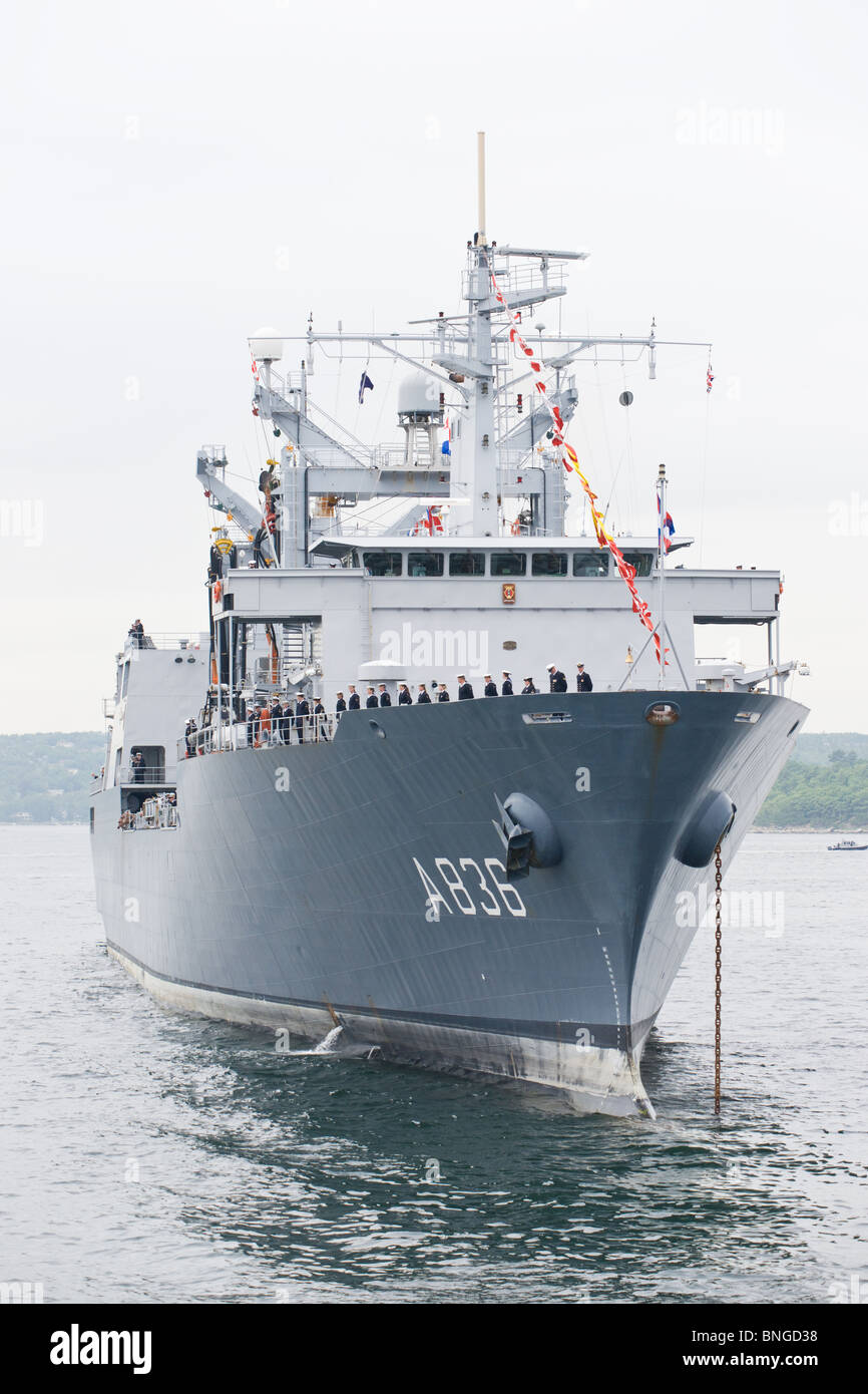 Fleet replenishment vessel hi-res stock photography and images - Alamy