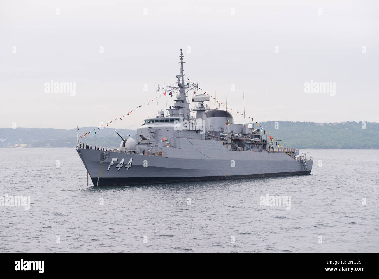 Brazilian Navy frigate BNS INDEPENDENCIA sits at anchor during the 2010 ...