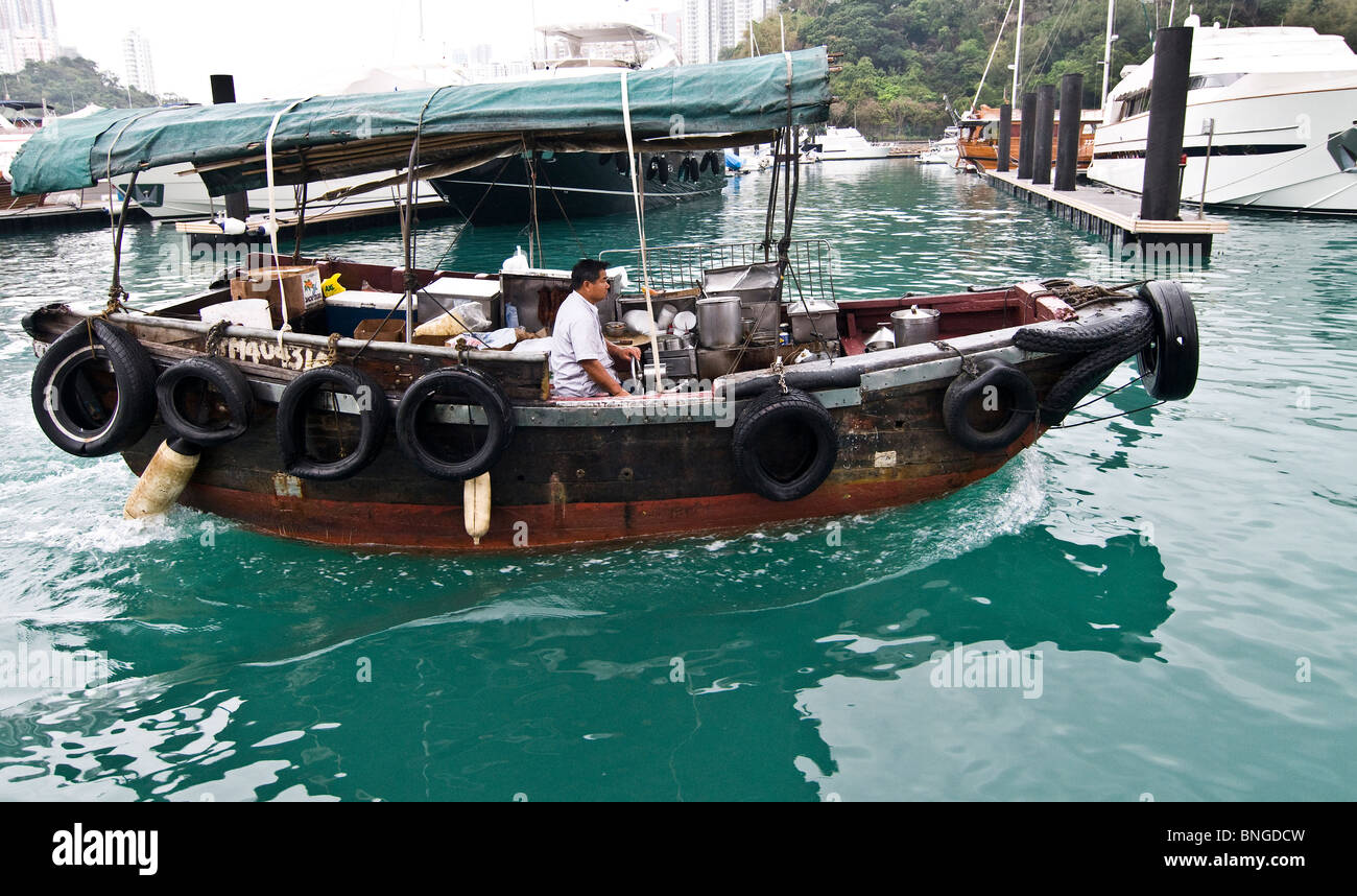 An old boat in Hong Kong Stock Photo - Alamy