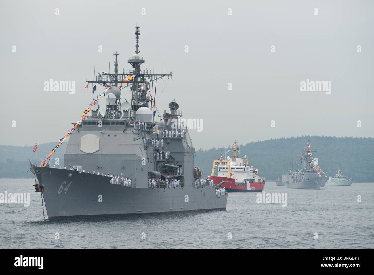 Uss gettysburg hi-res stock photography and images - Alamy