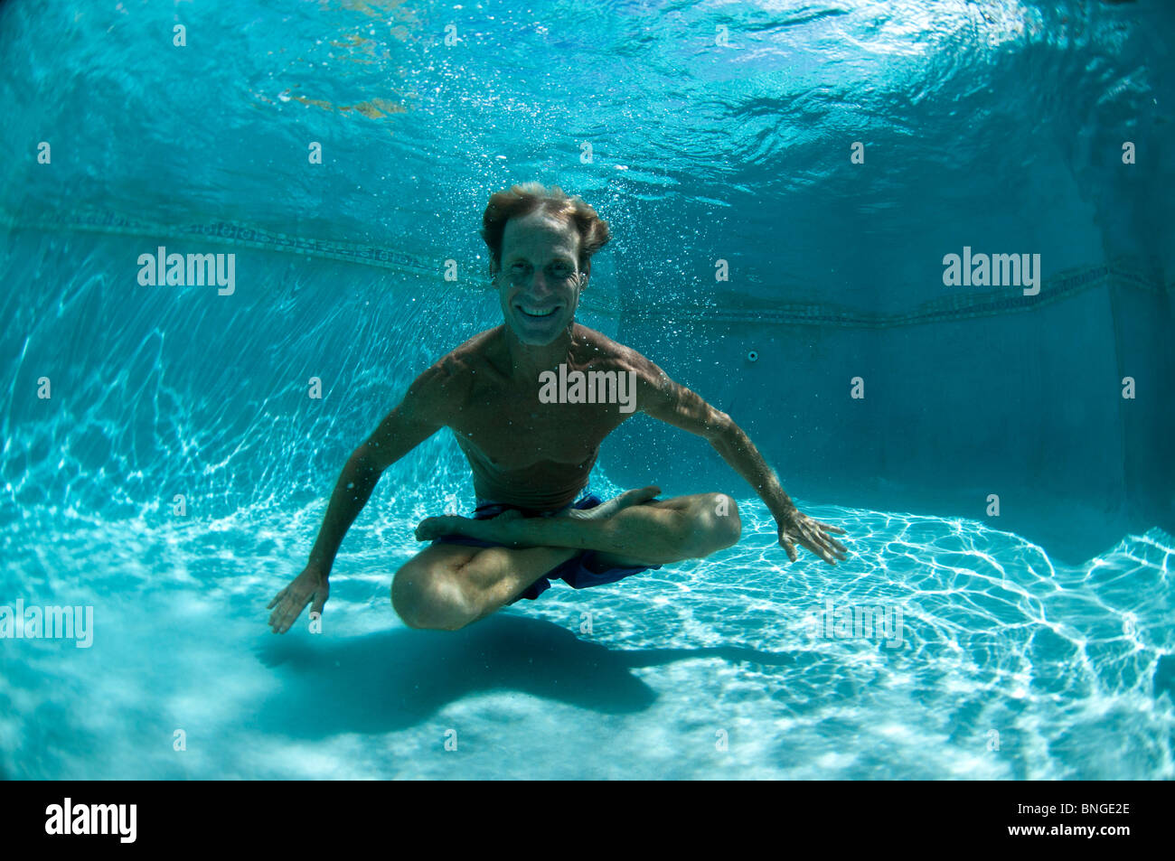 Contortion hi-res stock photography and images - Alamy