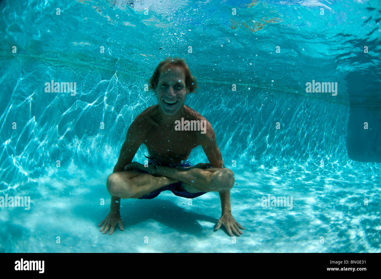 Contortion hi-res stock photography and images - Alamy