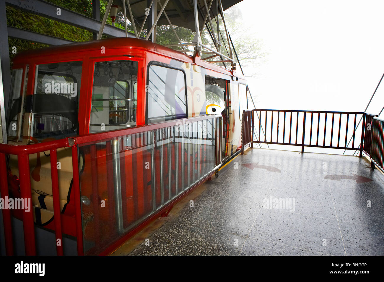 Cable car in Yunxian Park, Wulai, Taiwan Stock Photo - Alamy